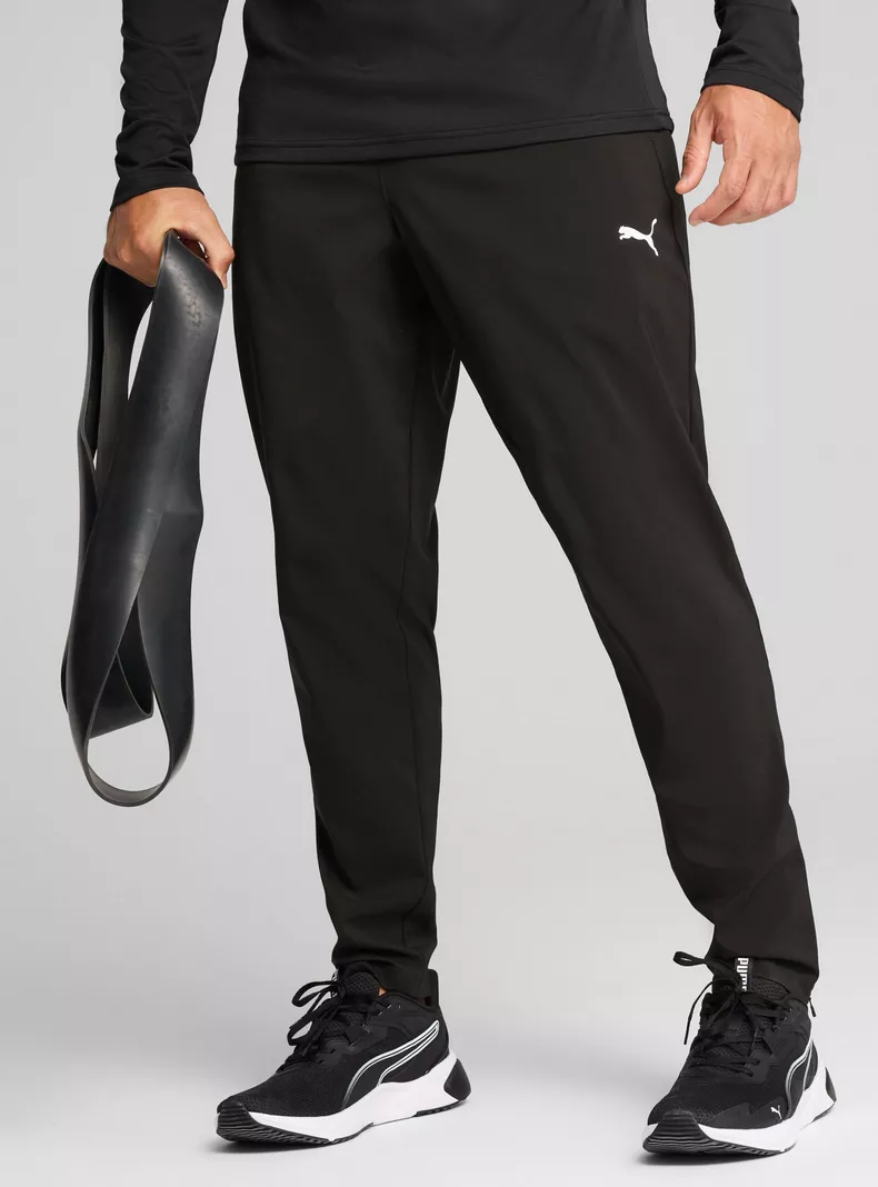 Pantalón Logo Tad Essentials Woven Tapered Puma | Paris.cl